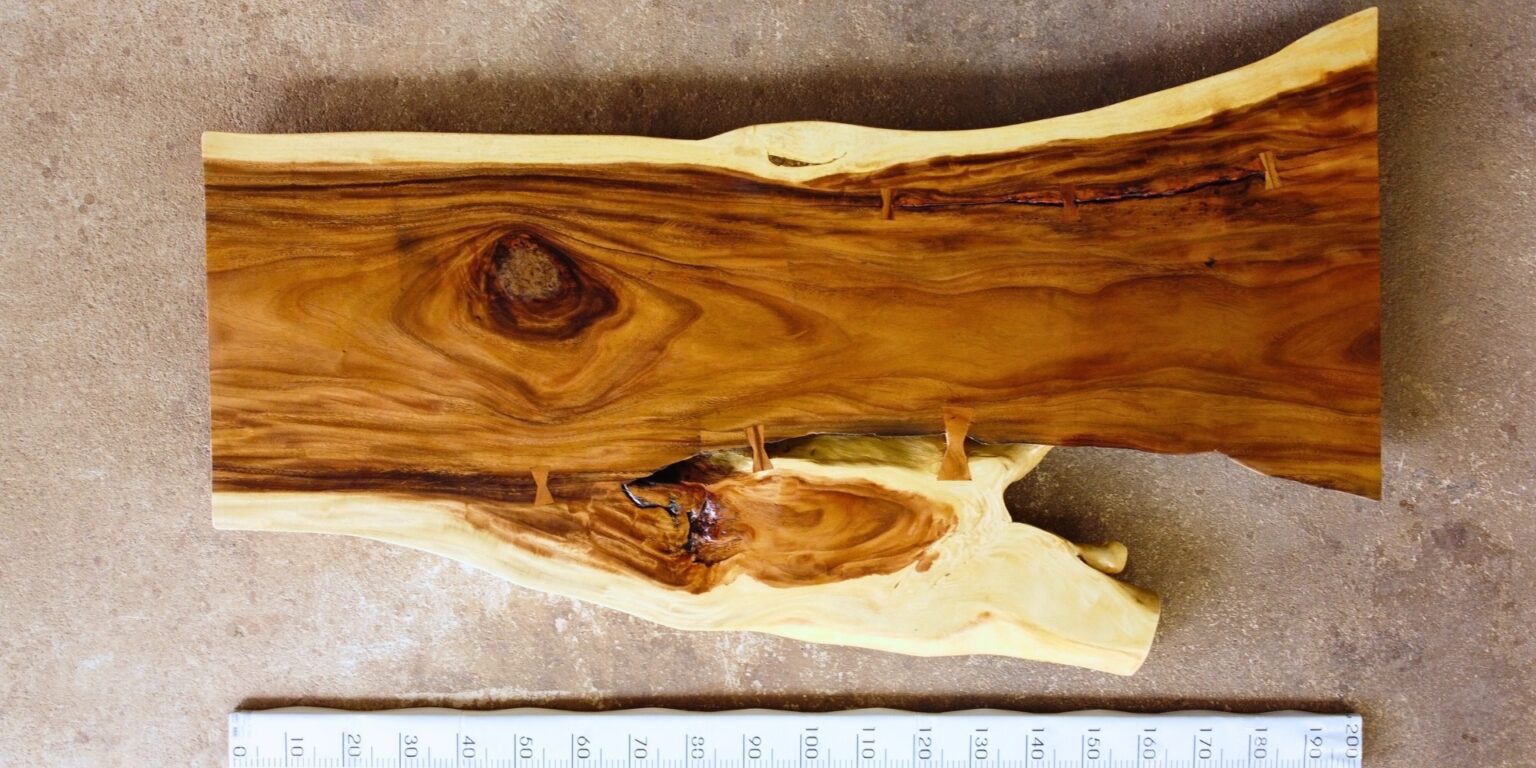What is Live Edge Wood Slab? - Everything You Need to Know About Live ...